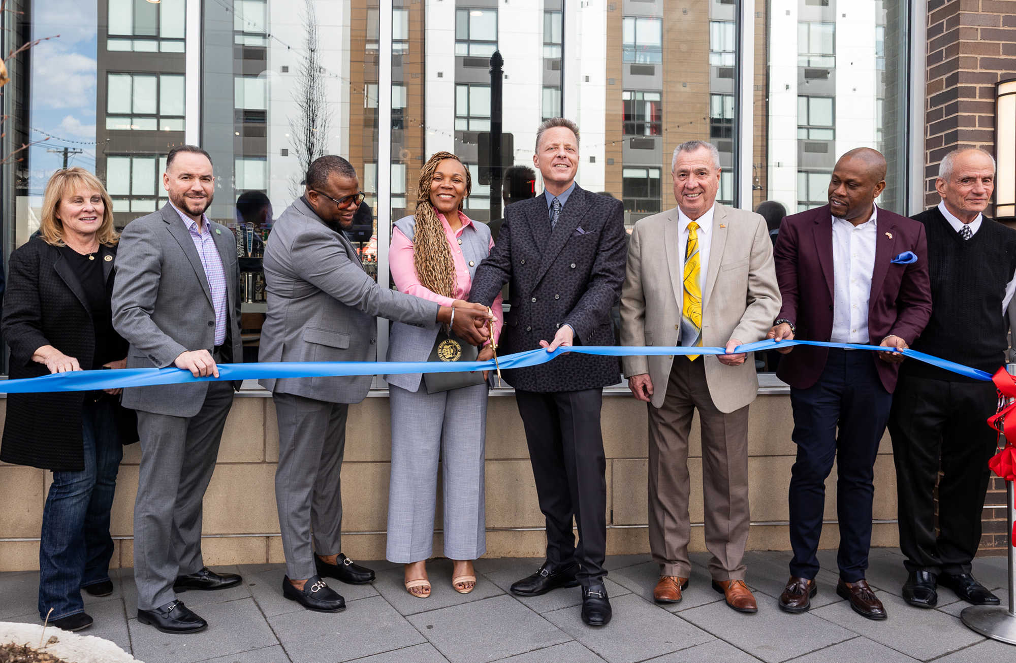 Carteret Mayor Daniel J. Reiman celebrates opening of Borough’s hot new ...